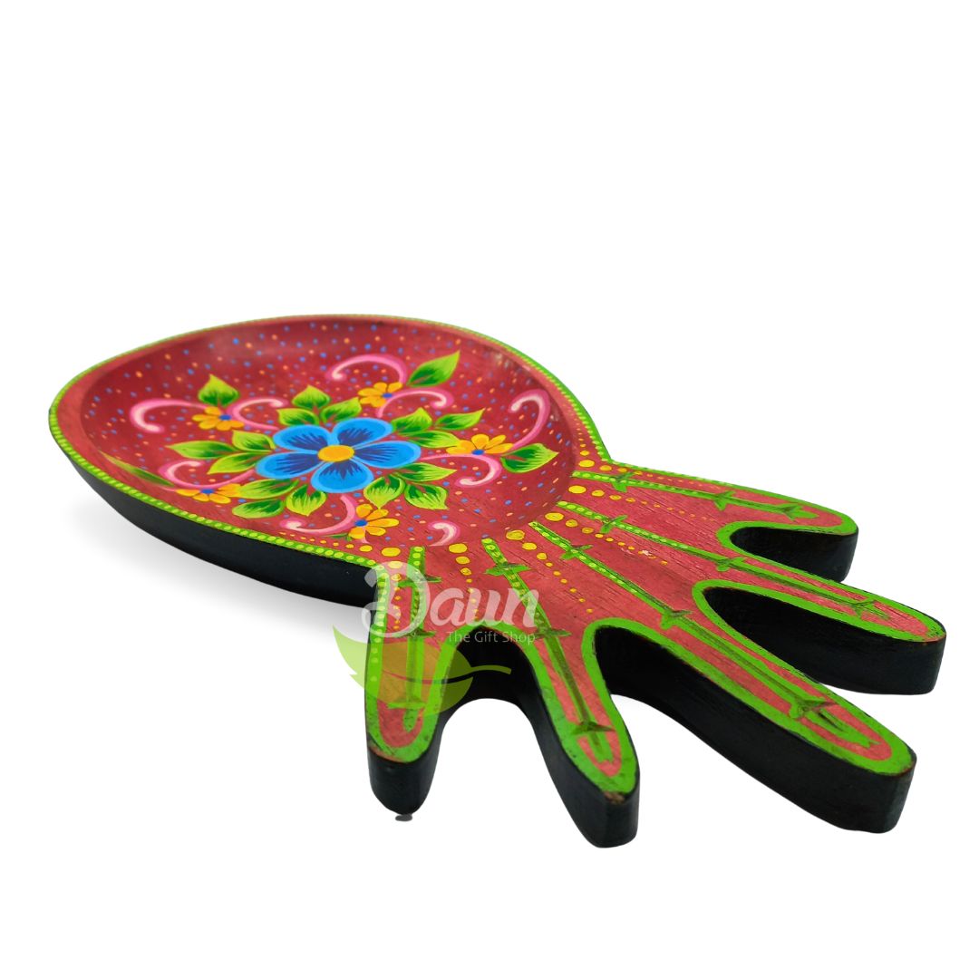 Hand painted Pineapple shaped plate - Daun Gift