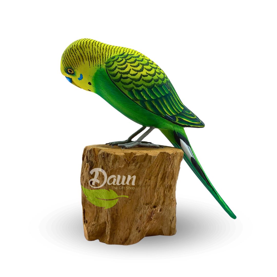 Parakeet Wooden Statue with Log - Daun Gift